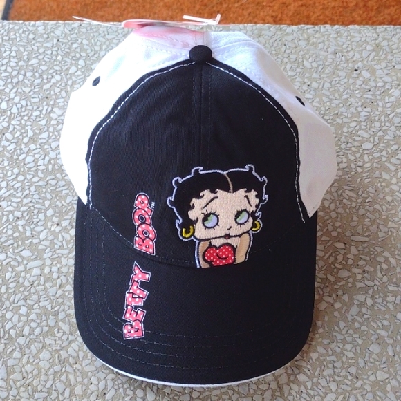 Concept One Accessories | Accessories | Betty Boop Baseball Cap New ...